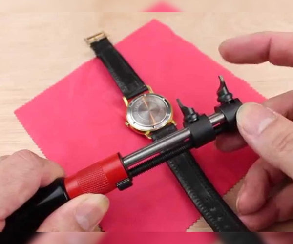 Panduan Cara Membuka Jam Tangan untuk Ganti Baterai – PGJ Watches