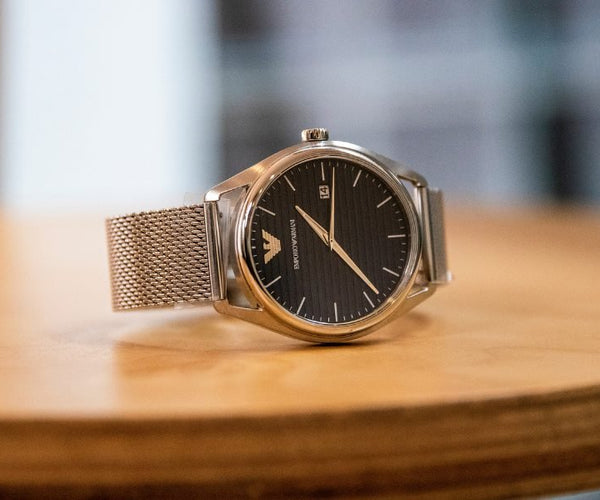 Ini Dia Jam Tangan Bapak-Bapak Trendi Tahun 2025 – PGJ Watches